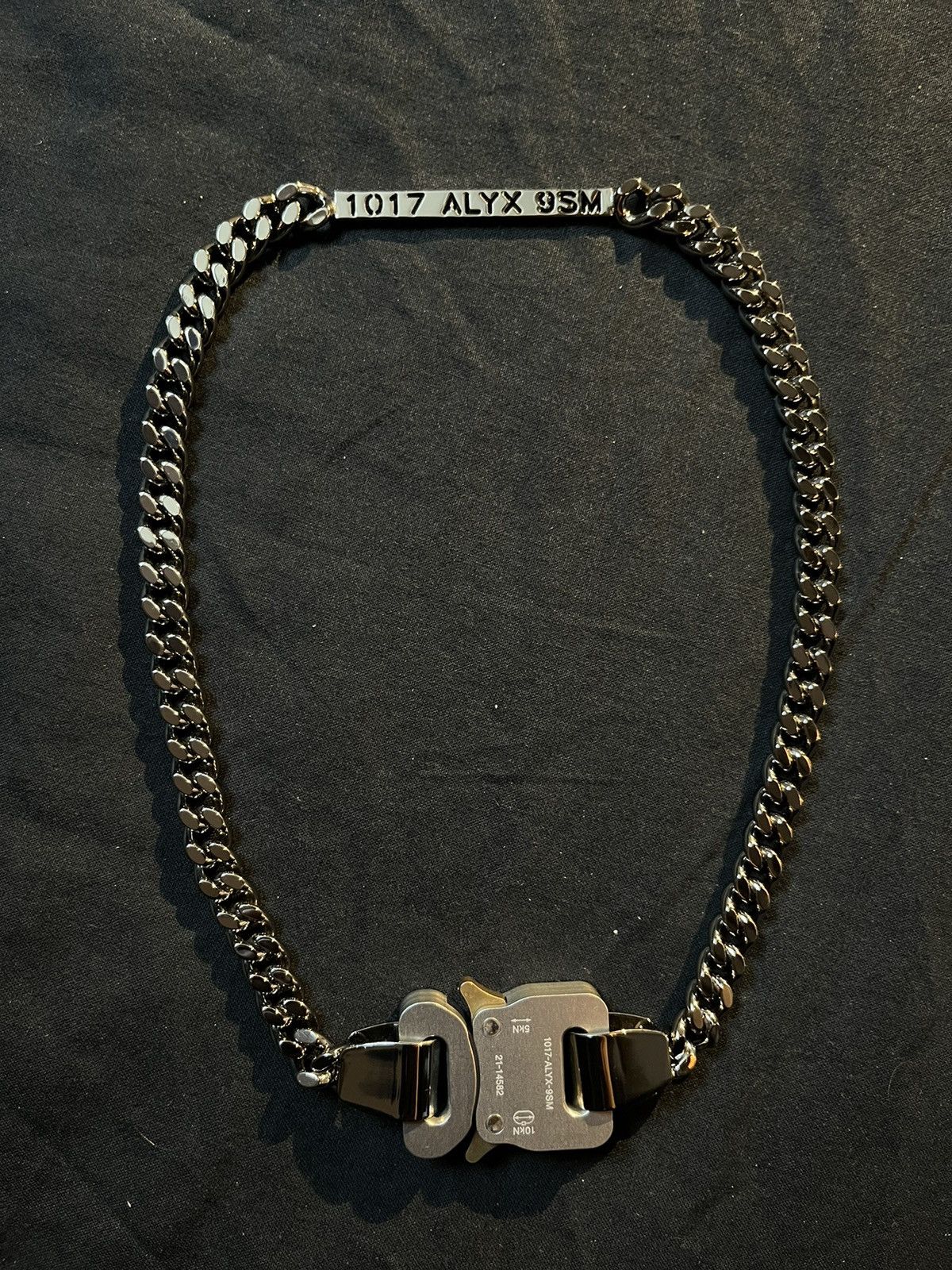 1017 ALYX 9SM 1017 Alyx 9SM Silver logo bucket chain | Grailed