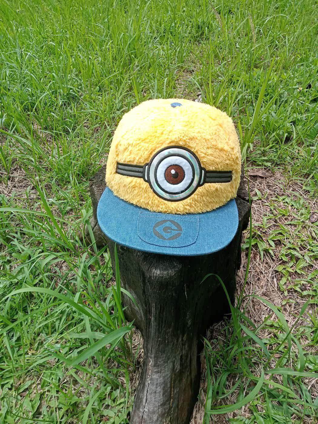 Universal Studios Stuart the Minion illumination Fleece Cap | Grailed