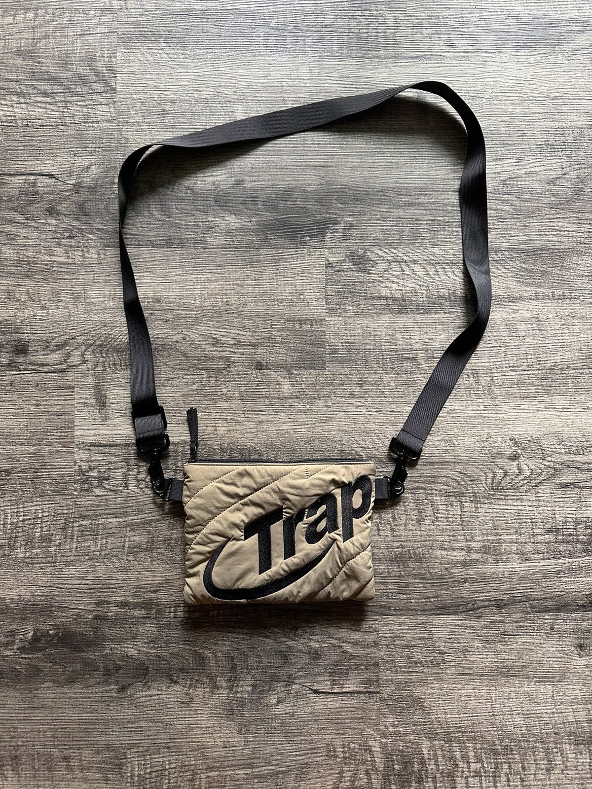 Trapstar London 👻TRAPSTAR VINTAGE BIG LOGO BAG👻 | Grailed