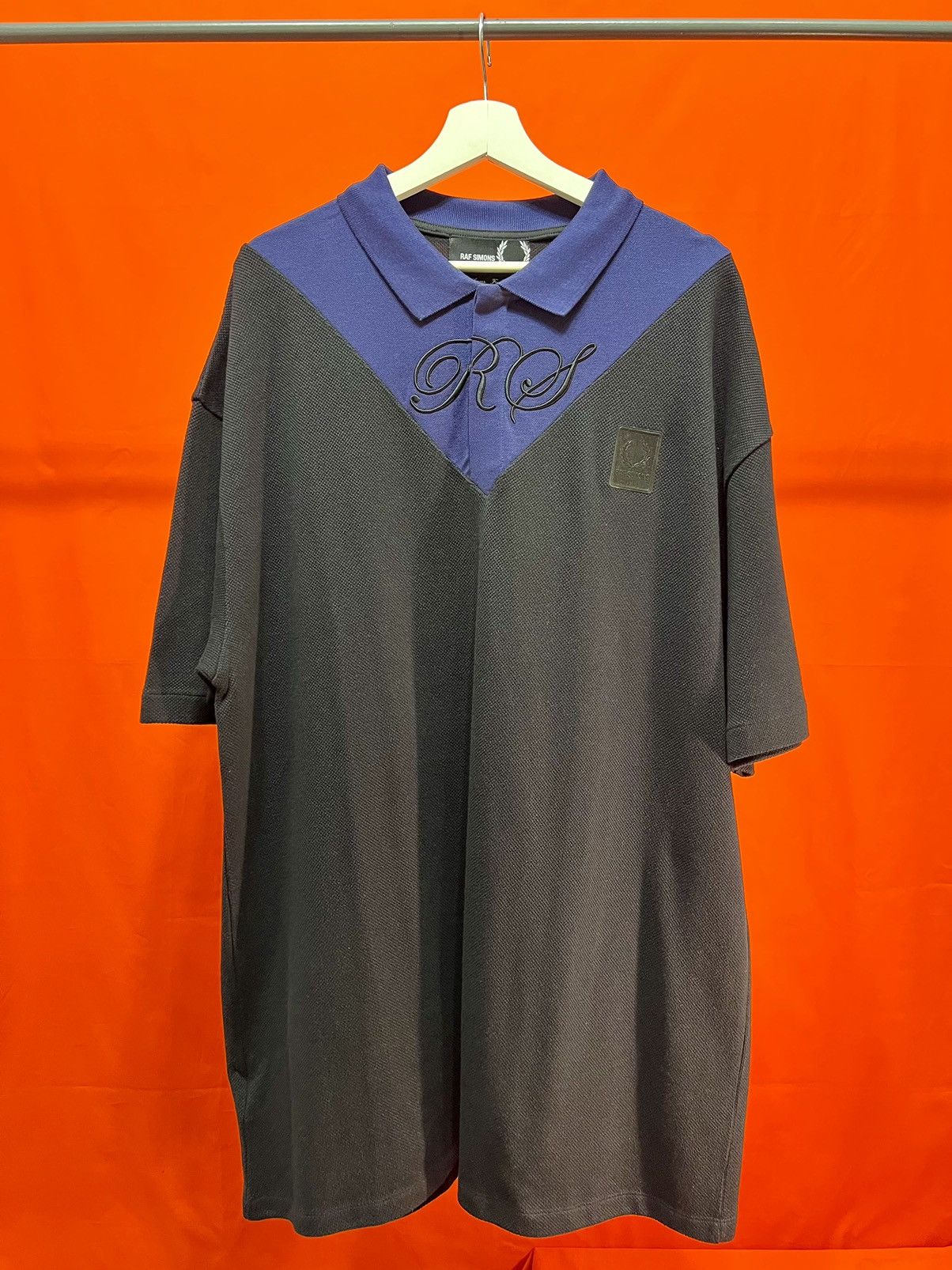 Raf Simons RAF SIMONS oversized graphic new order polo, Fred Perry ...