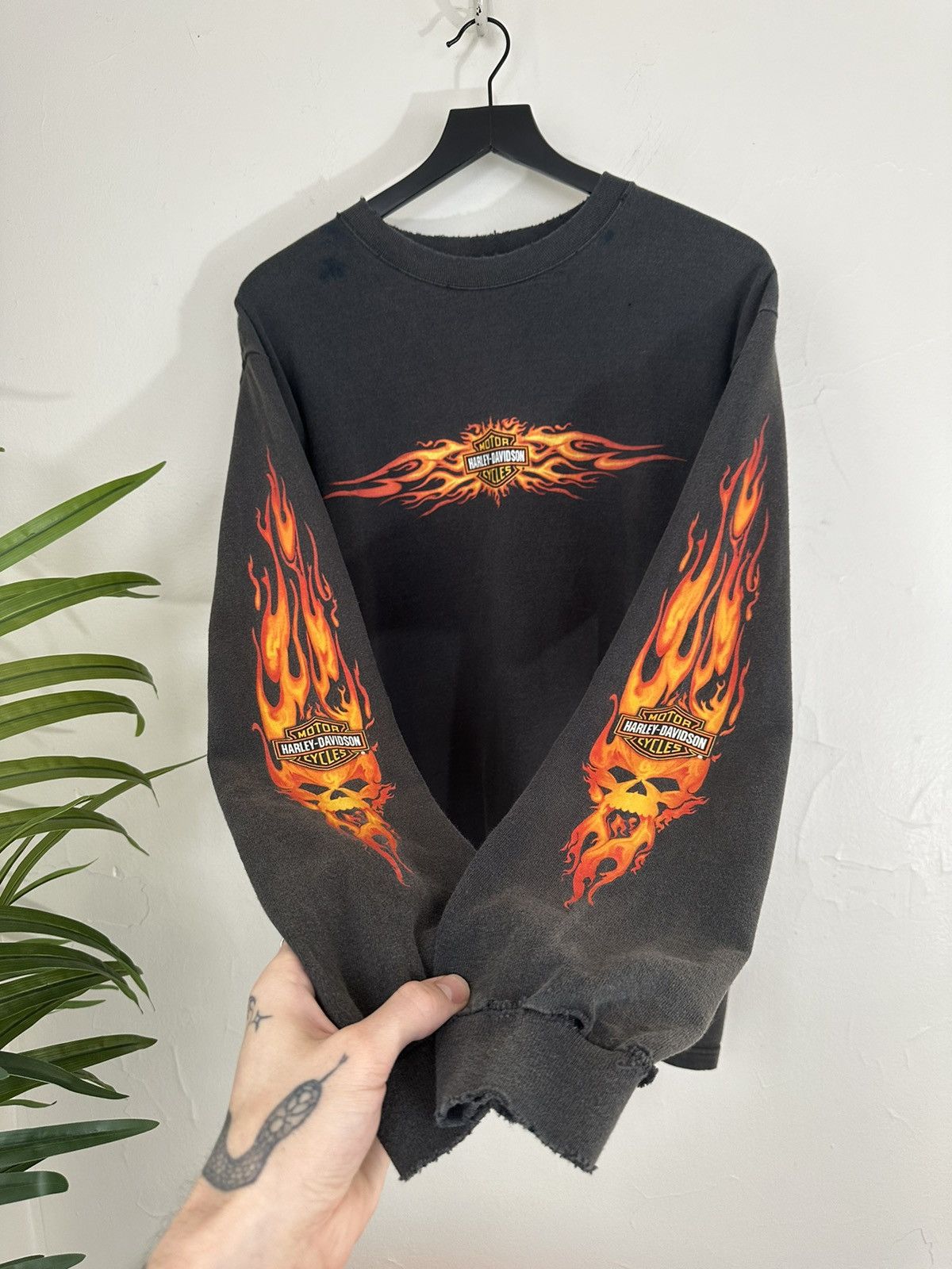Harley Davidson × Streetwear (L) THRASHED & FADED FLAMES Harley ...