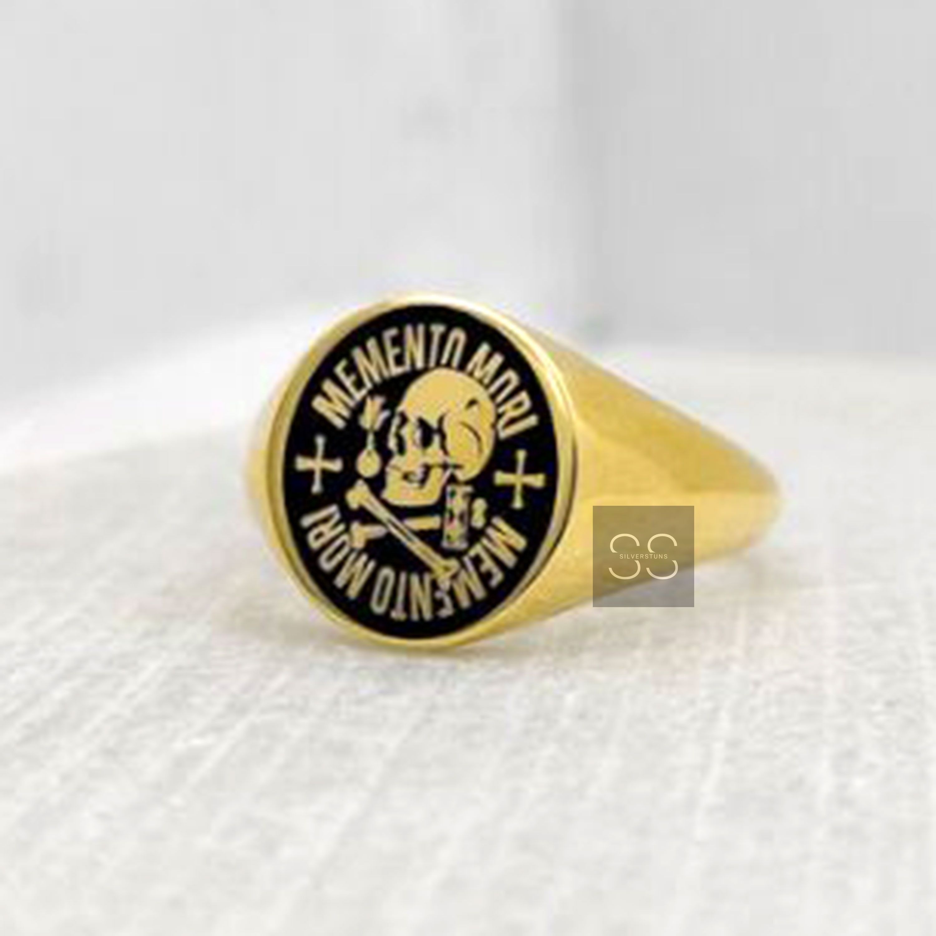 Handmade Memento Mori Ring, Memento Mori Skull Signet Ring, Gold Ring ...