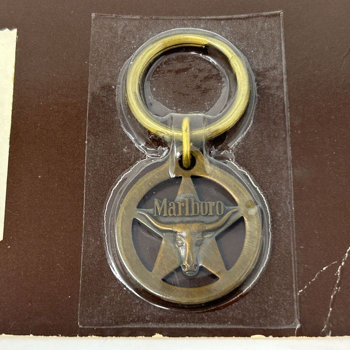 Marlboro Marlboro Cigarettes Keychain Vintage 80s 1984 Brass Key Ring ...