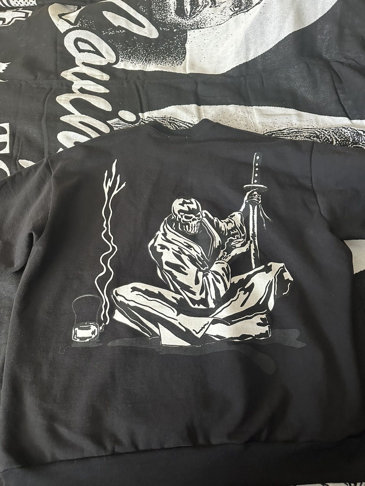 Warren Lotas Warren lotas samurai crew neck | Grailed