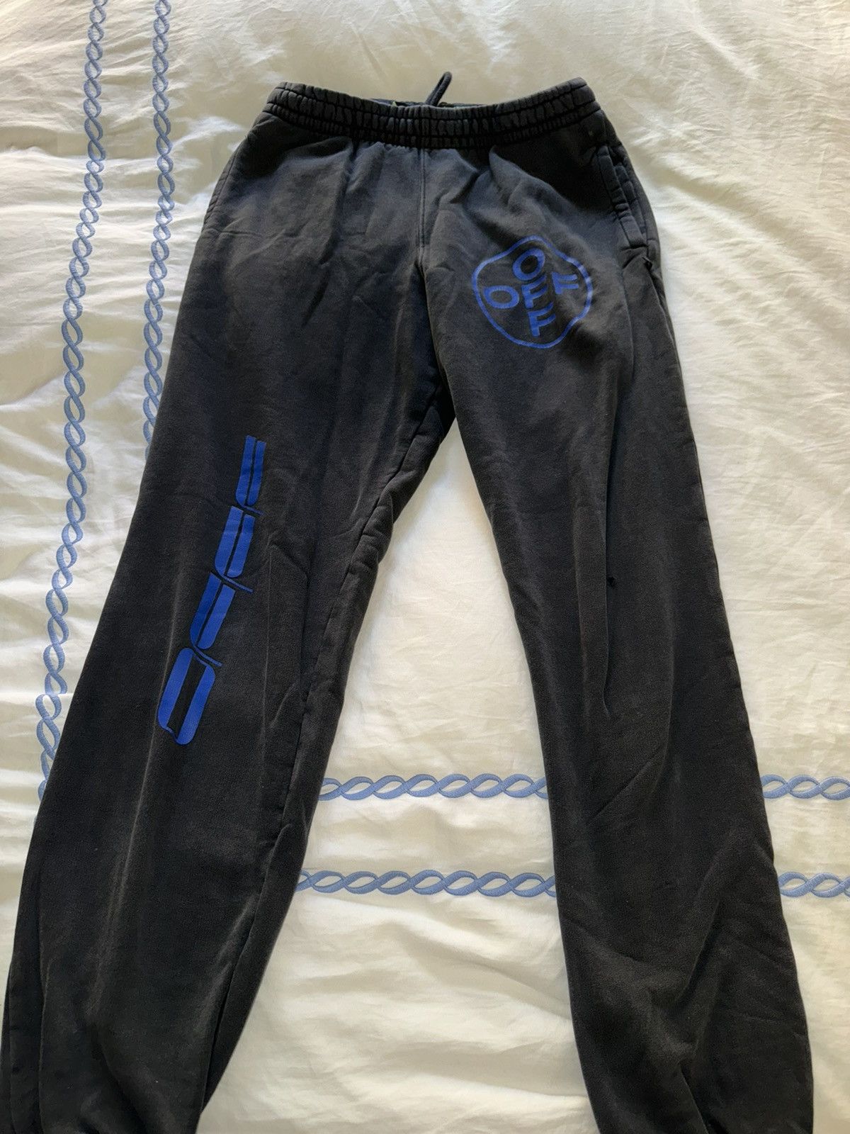 Off-White Off white sweatpants | Grailed