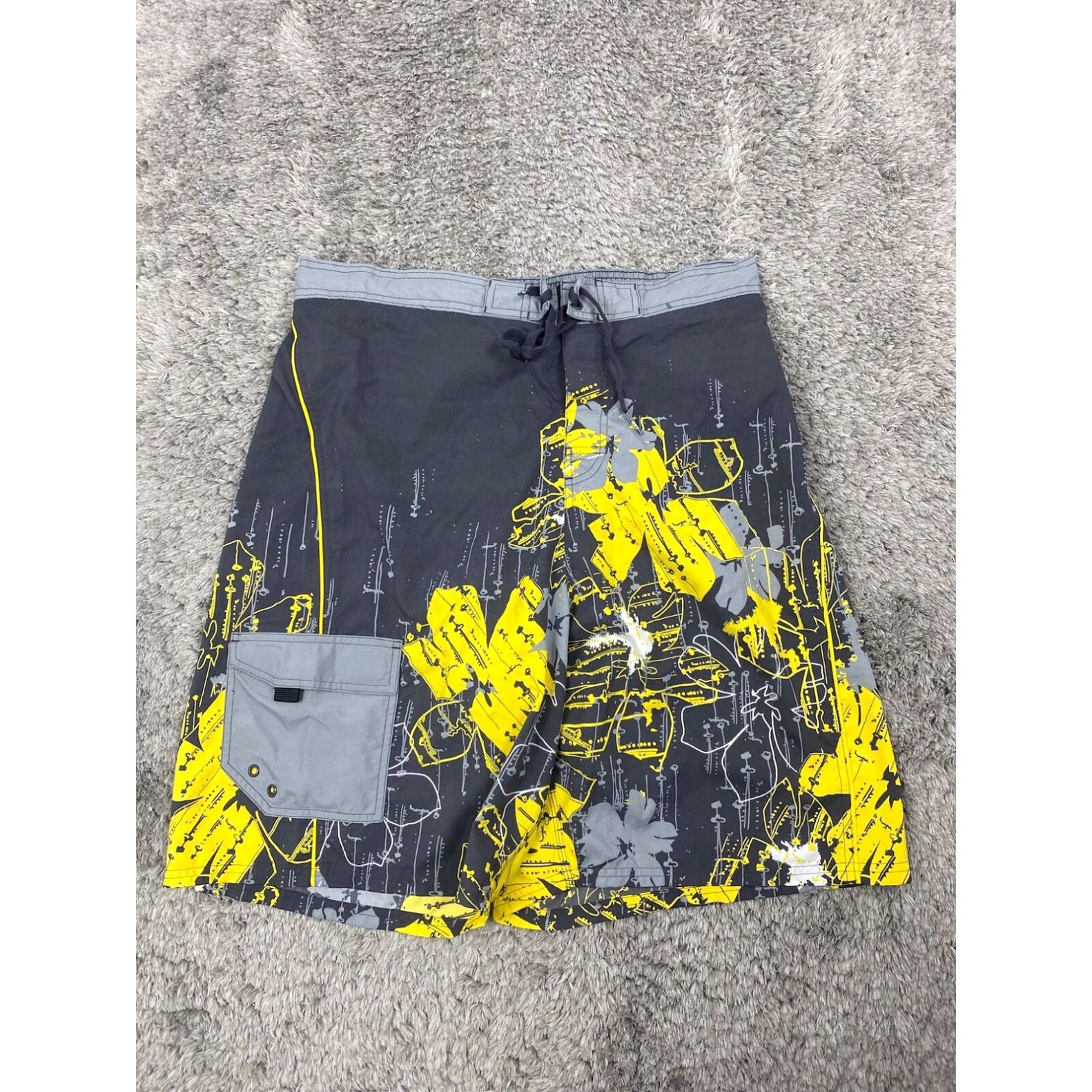Nike Vtg Nike Board Shorts Mens Extra Large Yellow Floral Diverge Swim ...