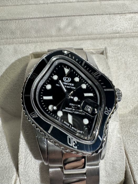 Laarvee LAARVEE PEA001PRECISION STEEL BLACK BEZEL Unisex Watch | Grailed