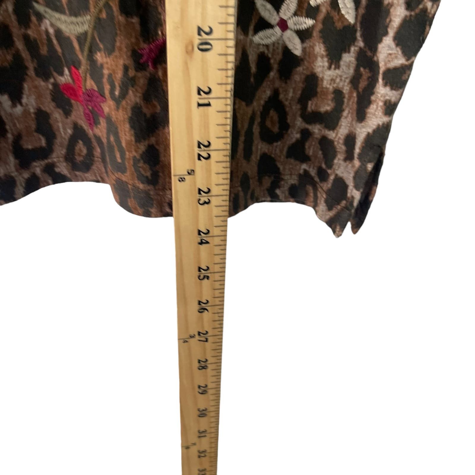 Johnny Was Johnny Was Women XS Cheetah Butterfly Penelope Relax T Shirt ...