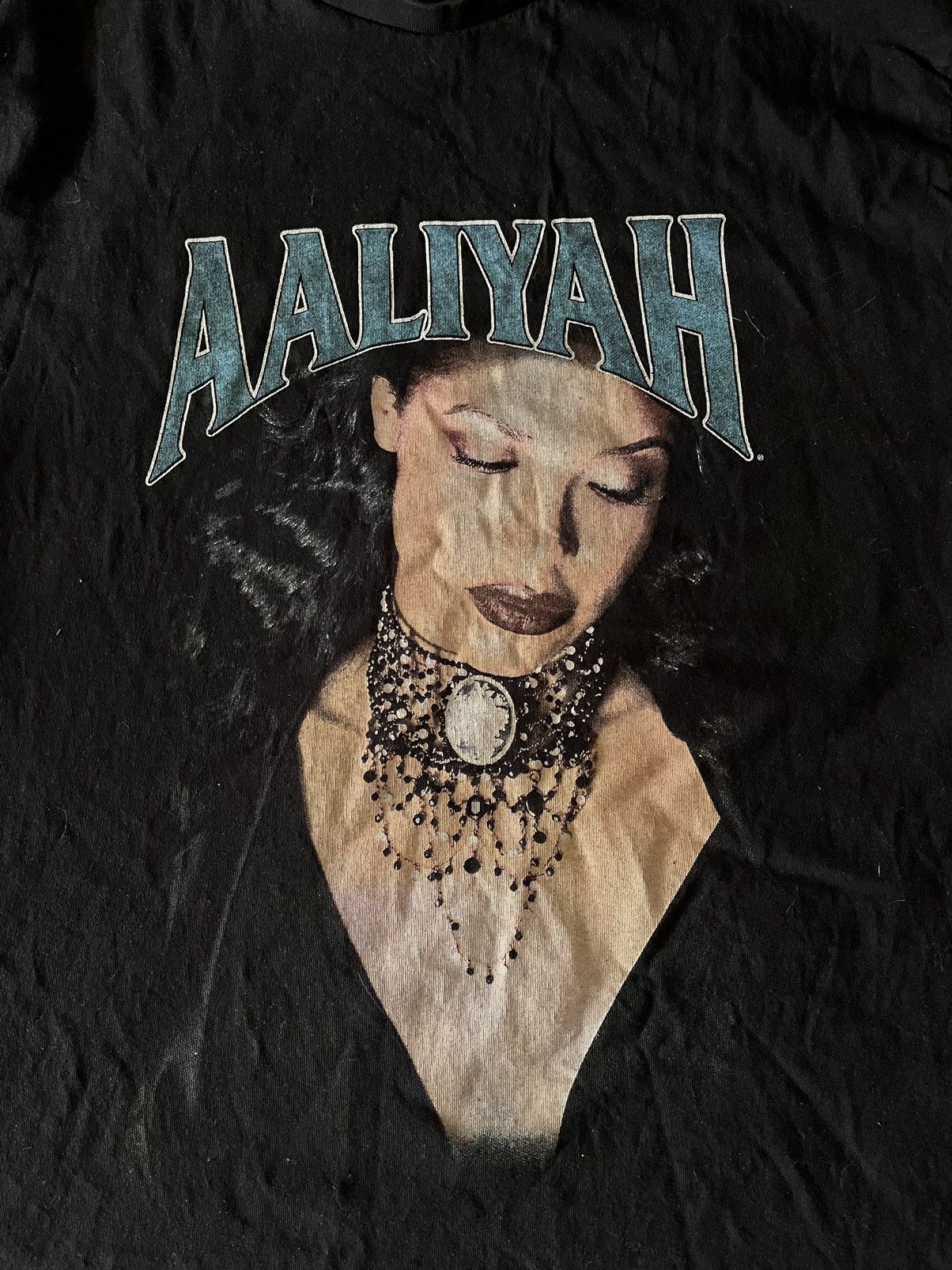 Vintage Aaliyah Official merch t shirt | Grailed