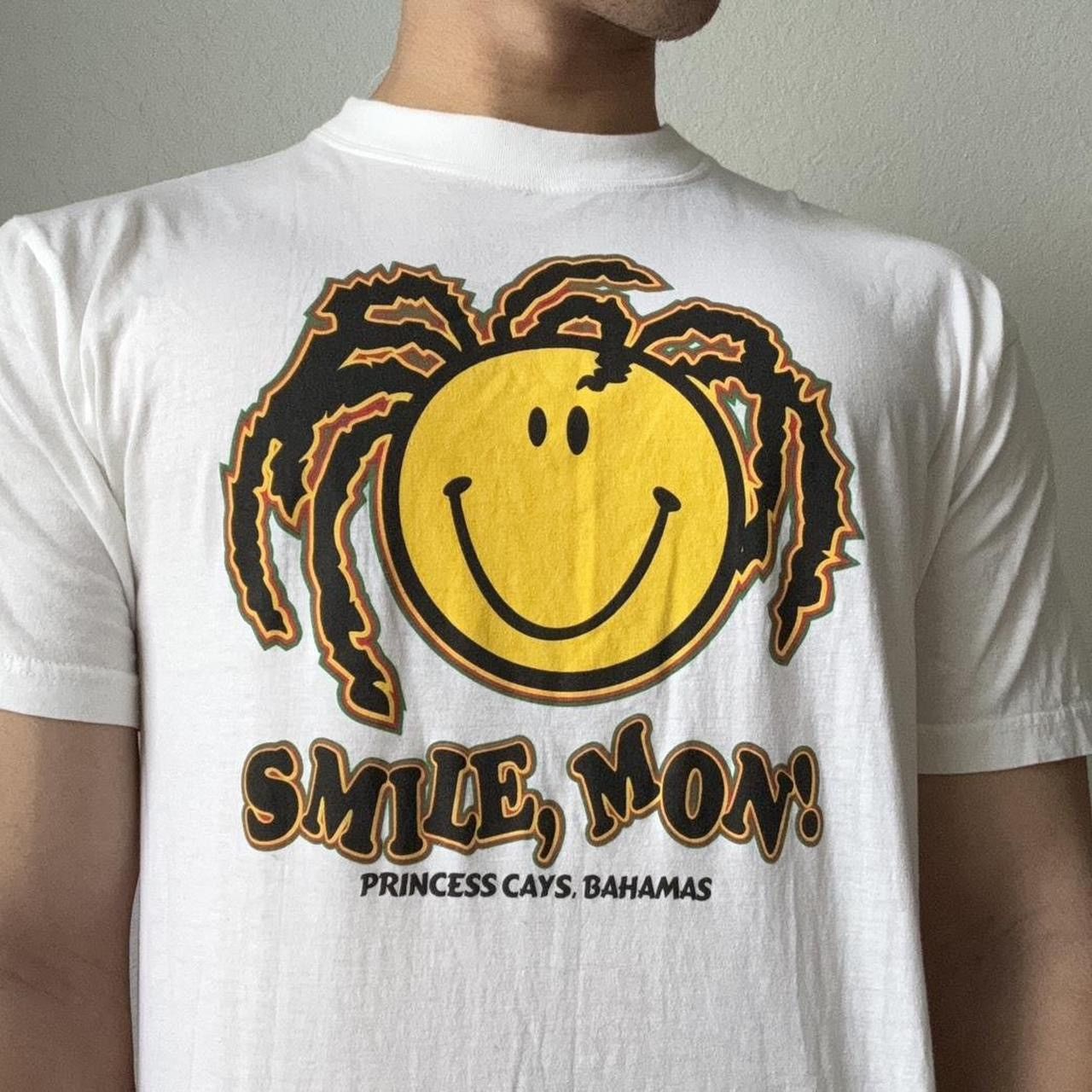 Vintage Vintage 2000s Princess Cays "Smile Mon!" Graphics White Tee ...