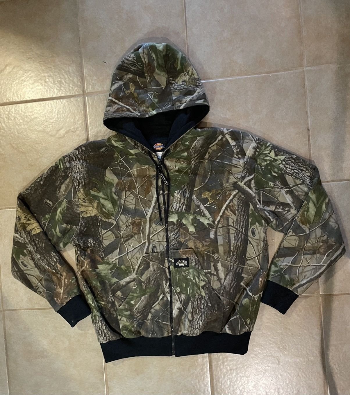 Dickies × Realtree Y2K Dickies X RealTree Camo Zip Up Dickies × Realtree Y2K Dickies X RealTree Camo Zip Up