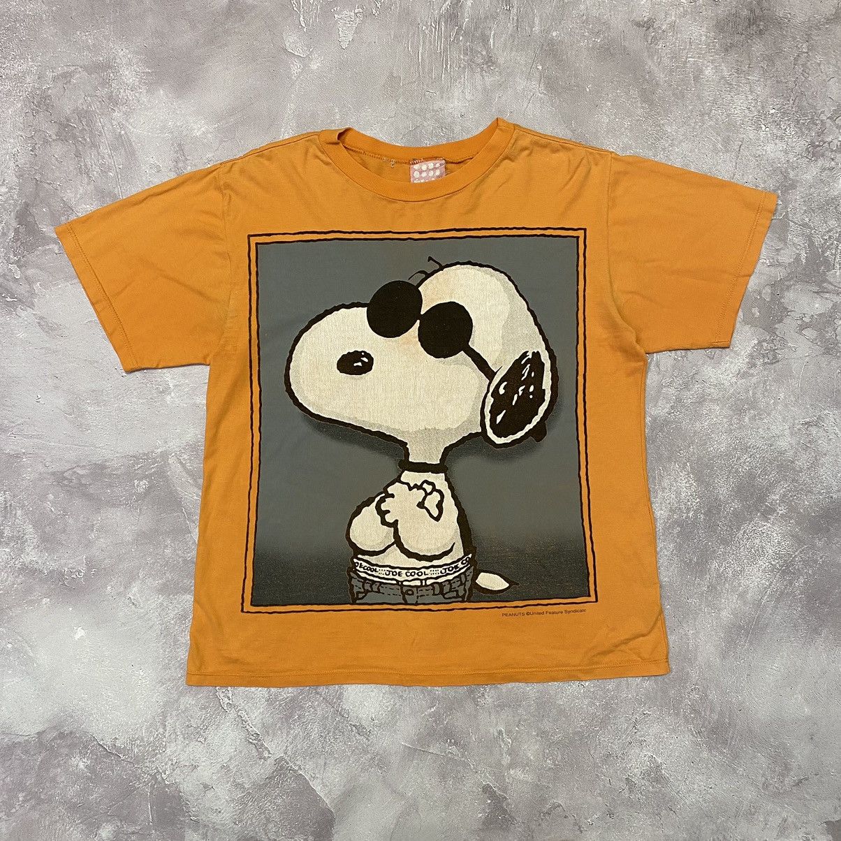 Peanuts × Rare × Vintage Vintage Peanuts Sleepy Snoopy Printed T-Shirt ...