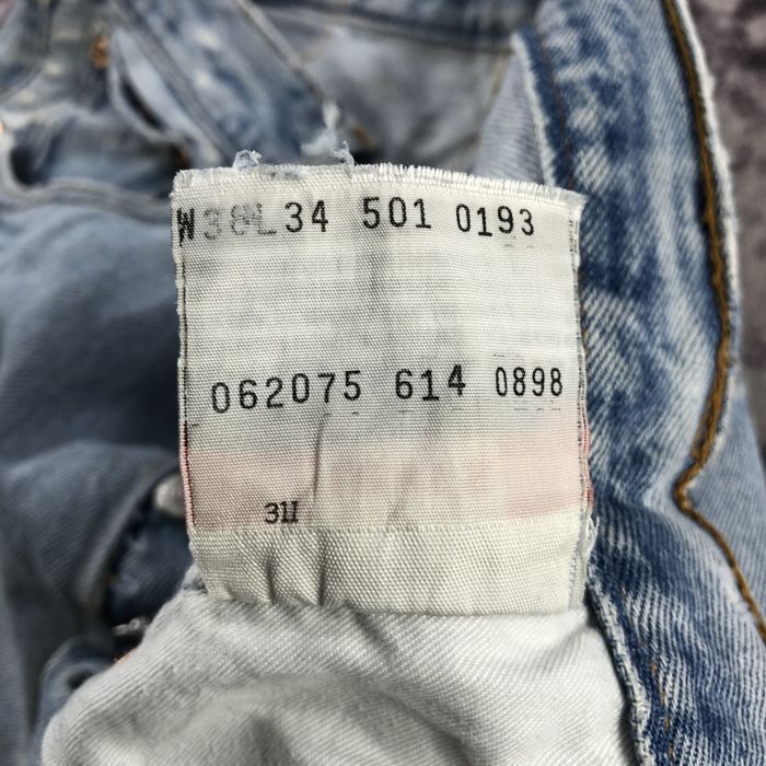 Vintage Vintage 90s Light Wash Levis 501 Jeans-JM3031 | Grailed