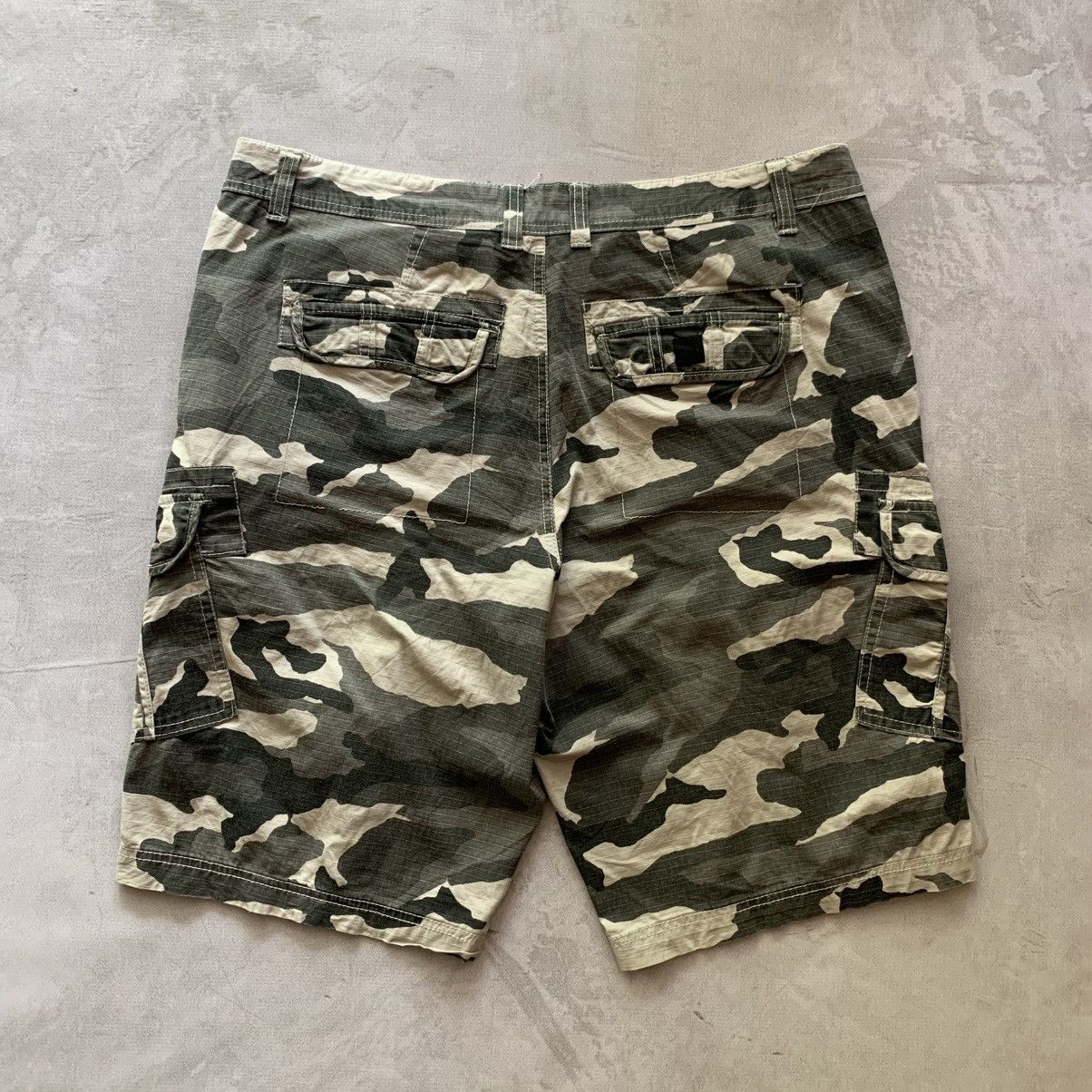 Ecko Unltd. Ecko Unltd. Camo Cargo Short Pants | Grailed