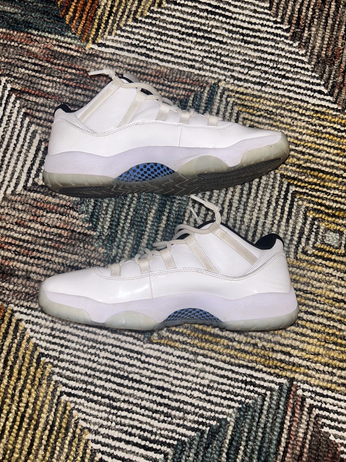 Nike Jordan 11 | Grailed