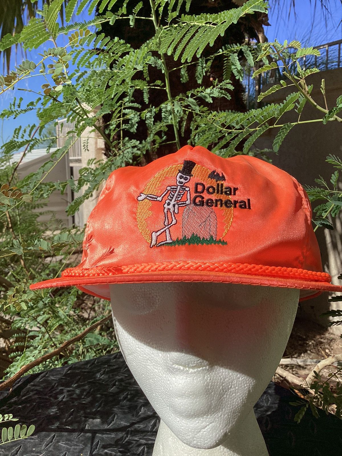 Rare × Streetwear × Vintage Vtg 80s/90s Halloween skeleton gravestone ...
