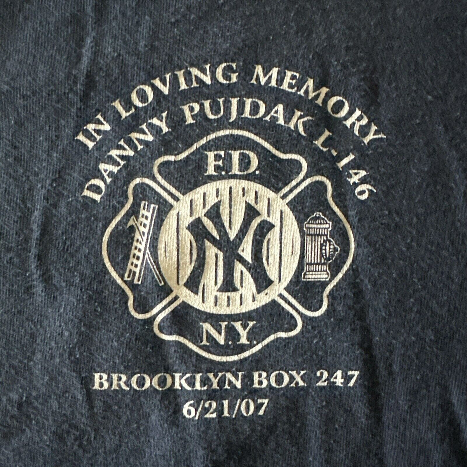 Gildan Firefighter FDNY Ladder 146 Memorial T Shirt Size XL | Grailed