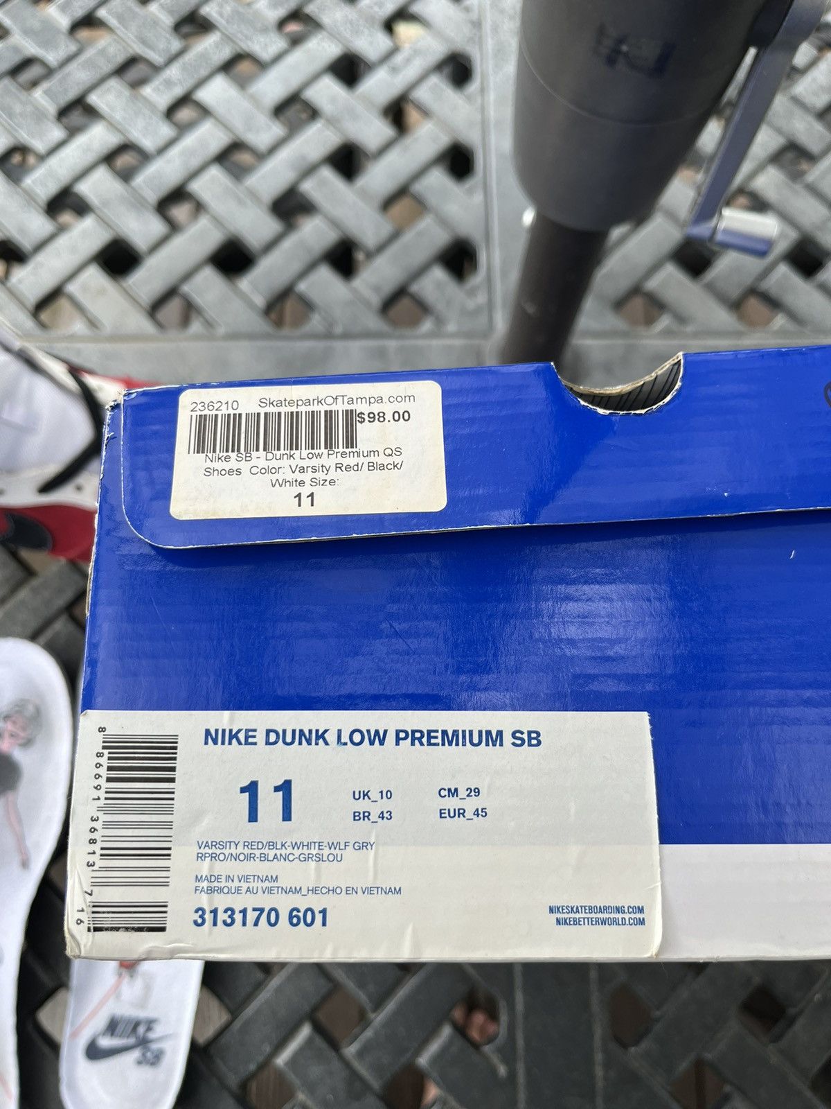 Nike Sb Dunks Low Pro Buy Nike Dunk Low Premium SB 'Roller Derby ...