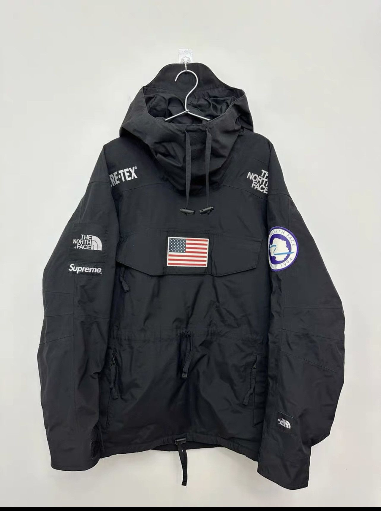 Supreme × The North Face Supreme tnf north face trans Antarctica ...