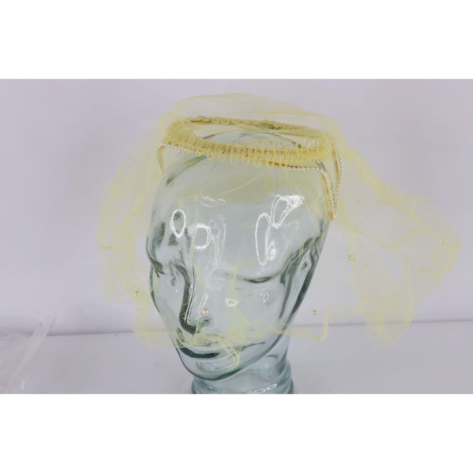 Vintage Deadstock Vintage 60s 70s Juliet Chicago Lace Veil | Grailed