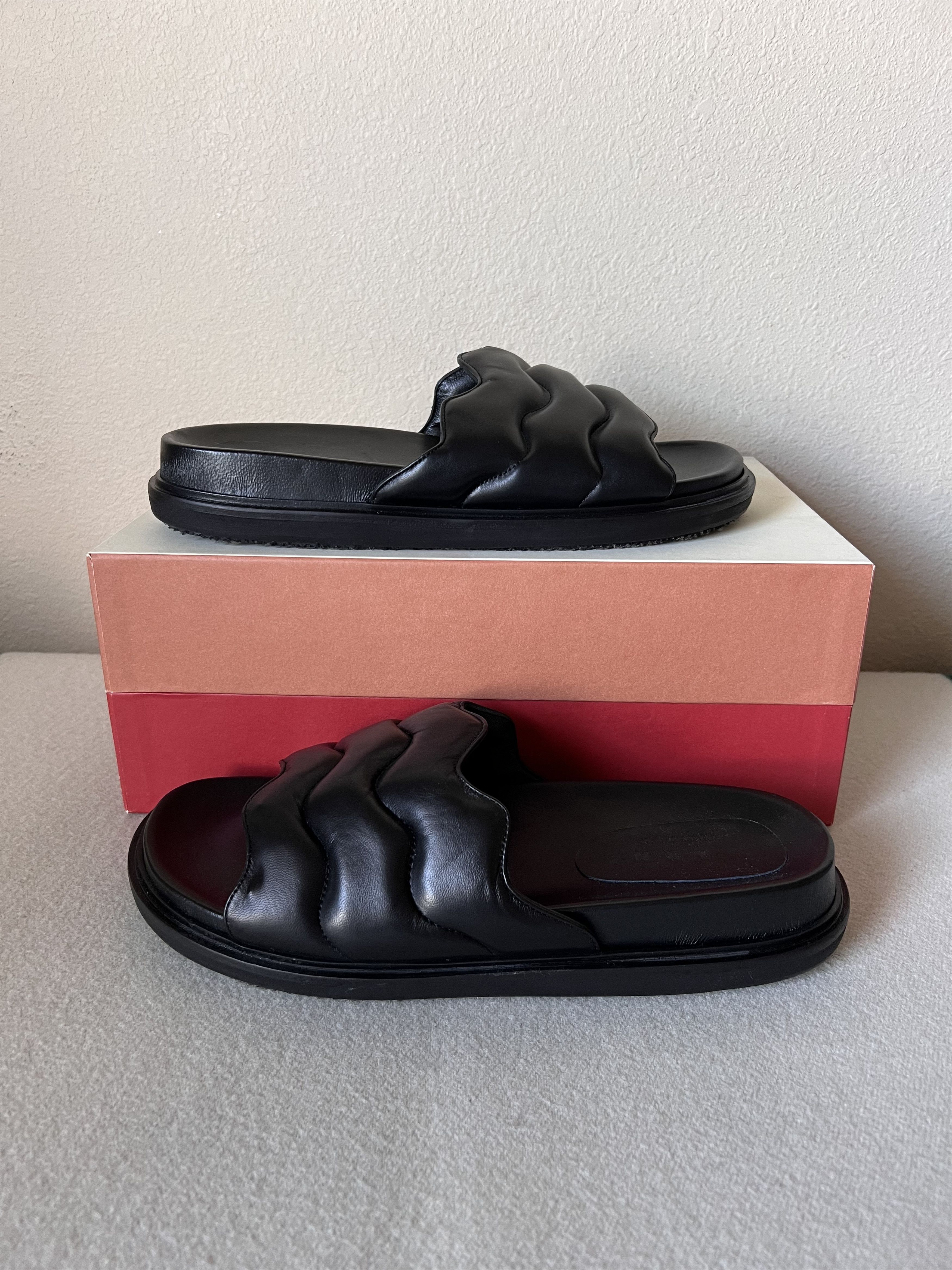 Marni Marni Leather Zig Zag Padded Slides in Black | Grailed