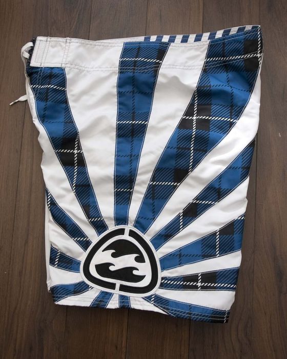 Billabong Billabong Andy Irons Shorts Rising Sun Size 37 / 38 | Grailed