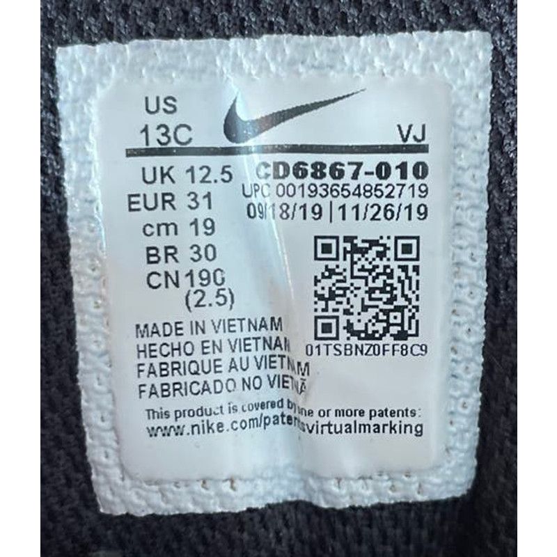 Nike Boys Nike Air Max 90 GS Sneakers Size 13C Black White | Grailed