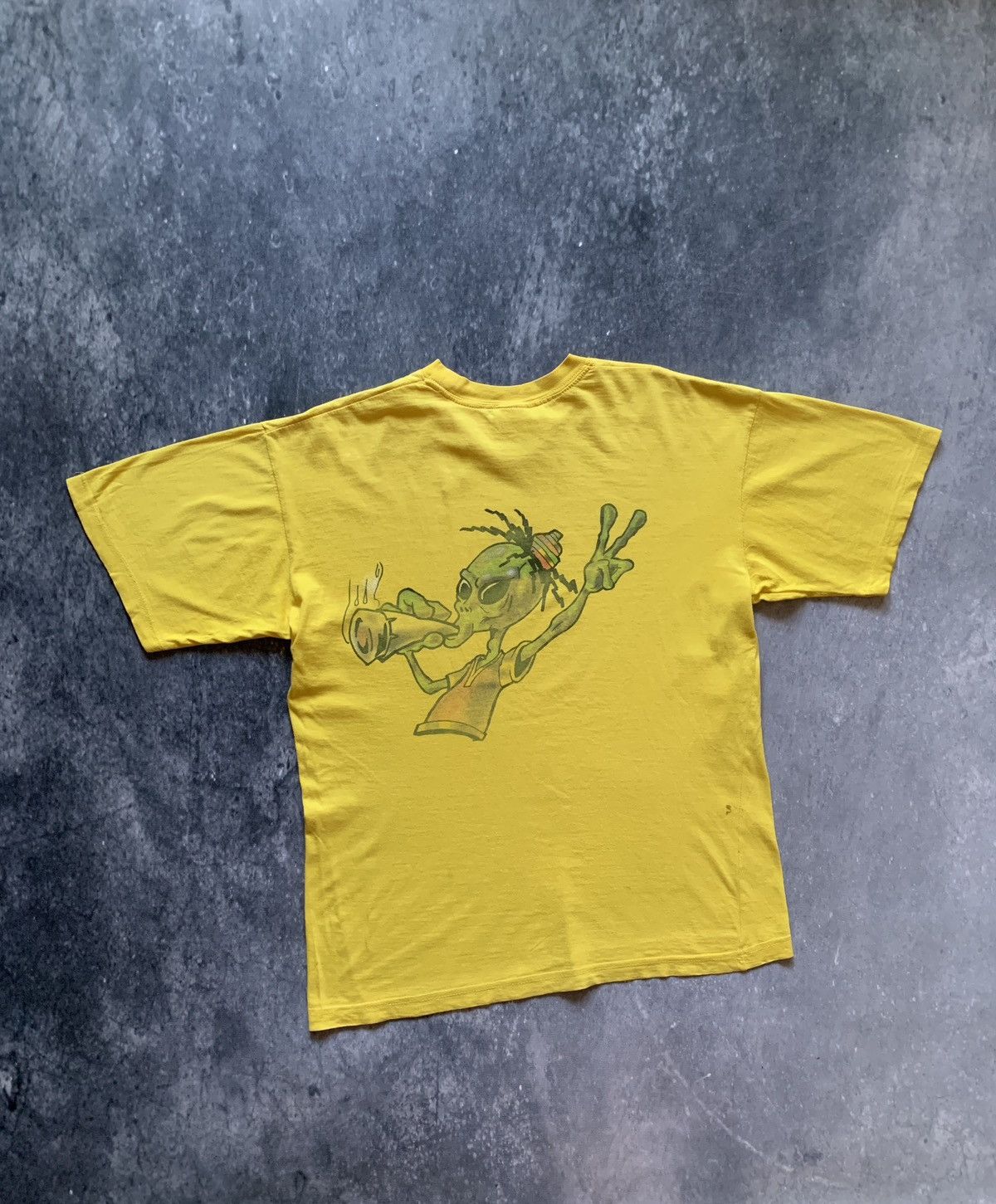 Humor × Streetwear × Vintage Vintage Paff Alien Space Kiffer Wear Smoke ...