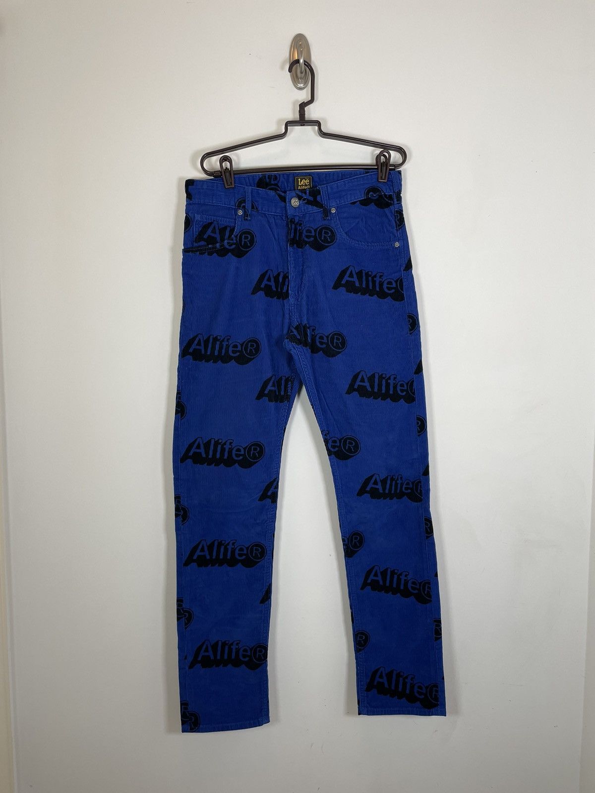Alife × Lee Alife Shop Art Museum x Lee Corduroy All Over Print Pants ...