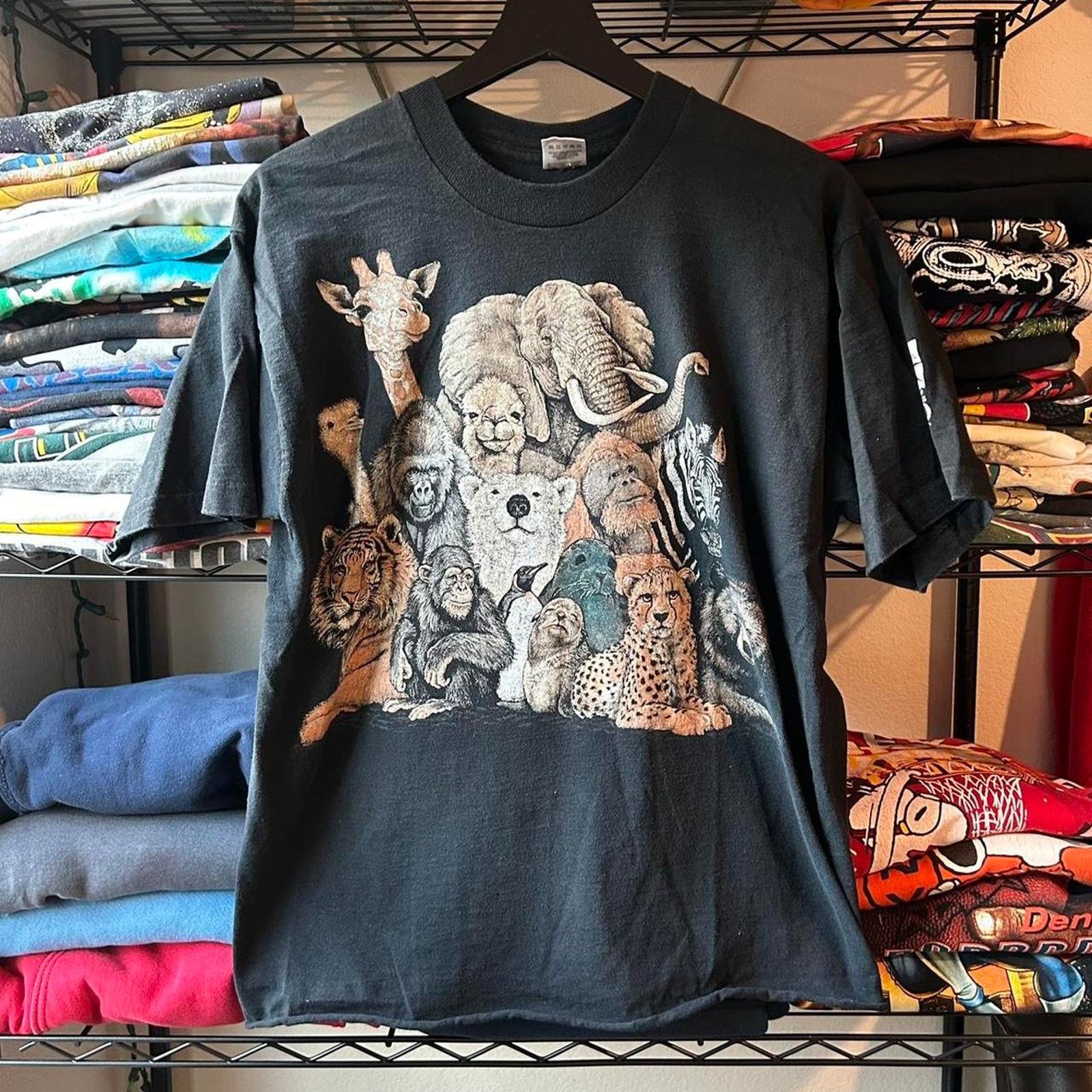 Fruit Of The Loom Vintage 1990s zoo animals nature | Grailed