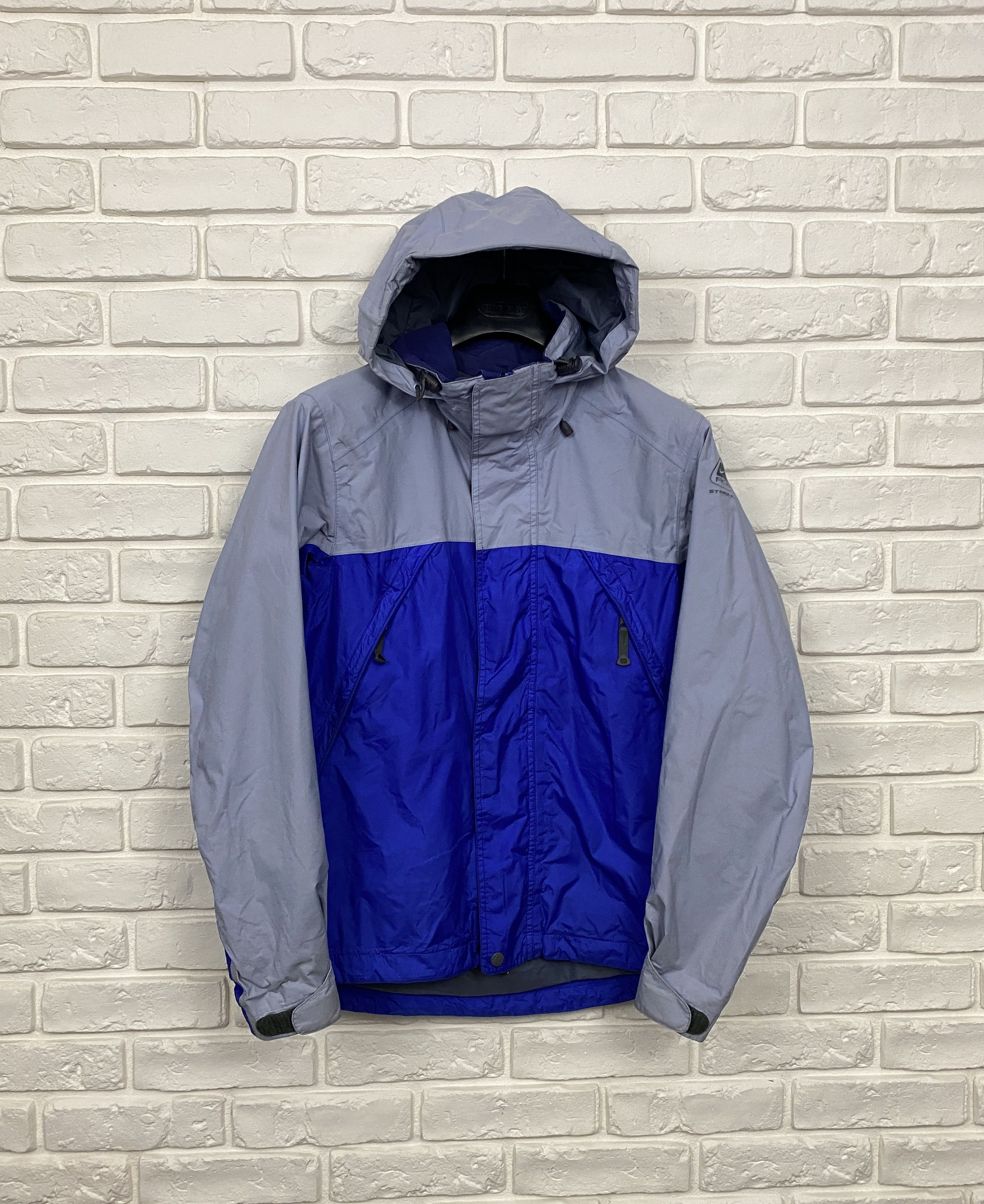 Nike ACG × Vintage Nike ACG Nylon Jacket Storm Fit Navy Blue Small Logo ...