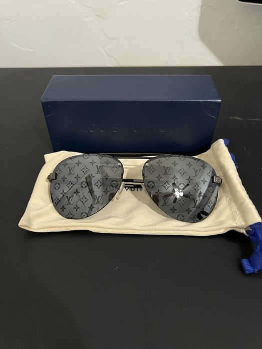 Louis Vuitton Louis Vuitton Monogram Clockwise Aviator Sunglasses | Grailed