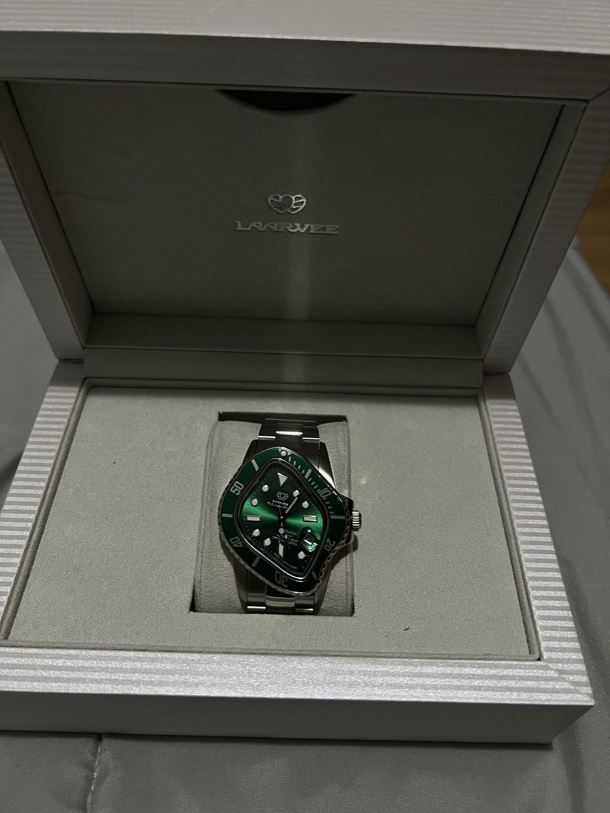 Laarvee Laarvee crash watch Green Bezel PEA001 | Grailed