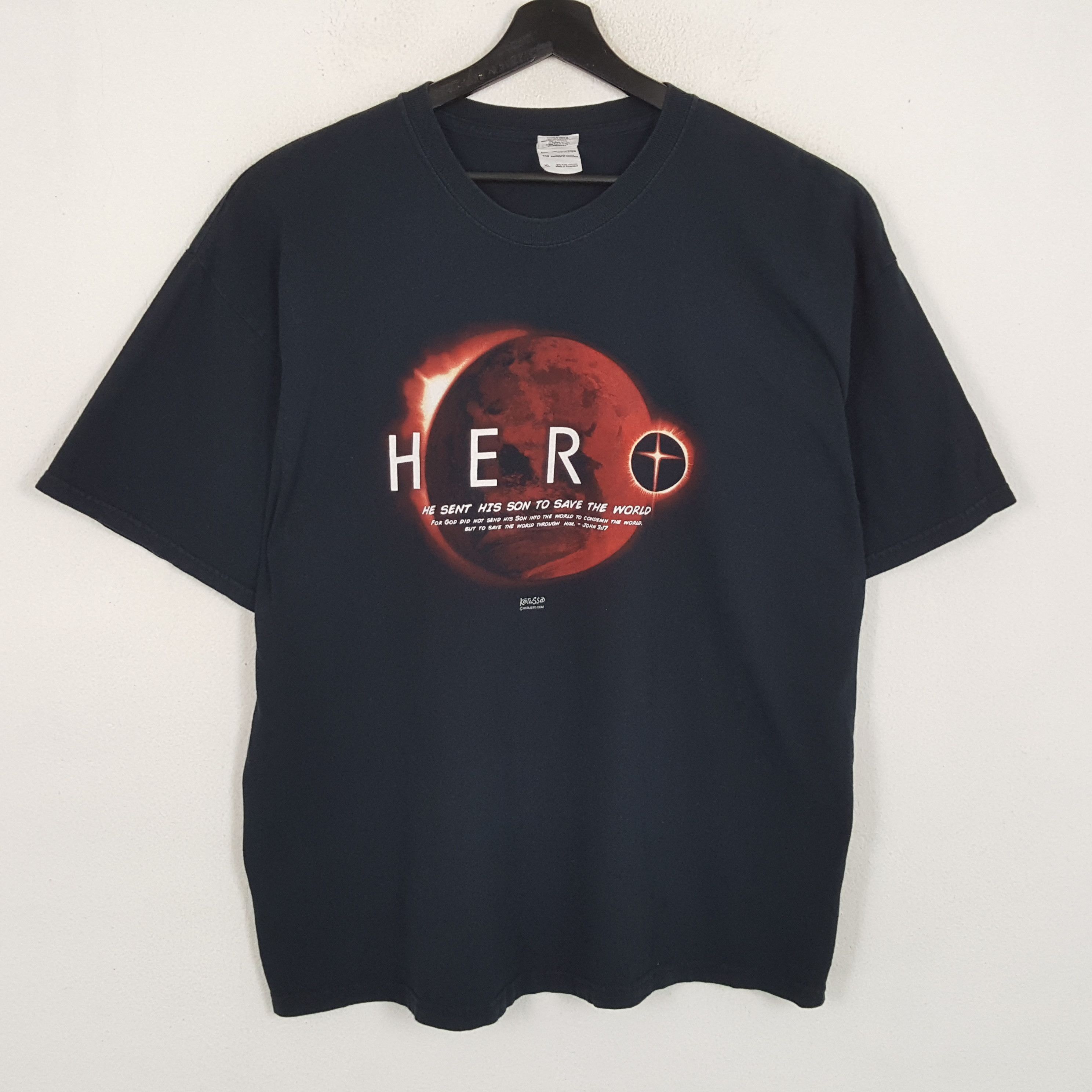 Movie × Vintage HERO Superhero Movie Streetwear Style Promo Tshirt ...