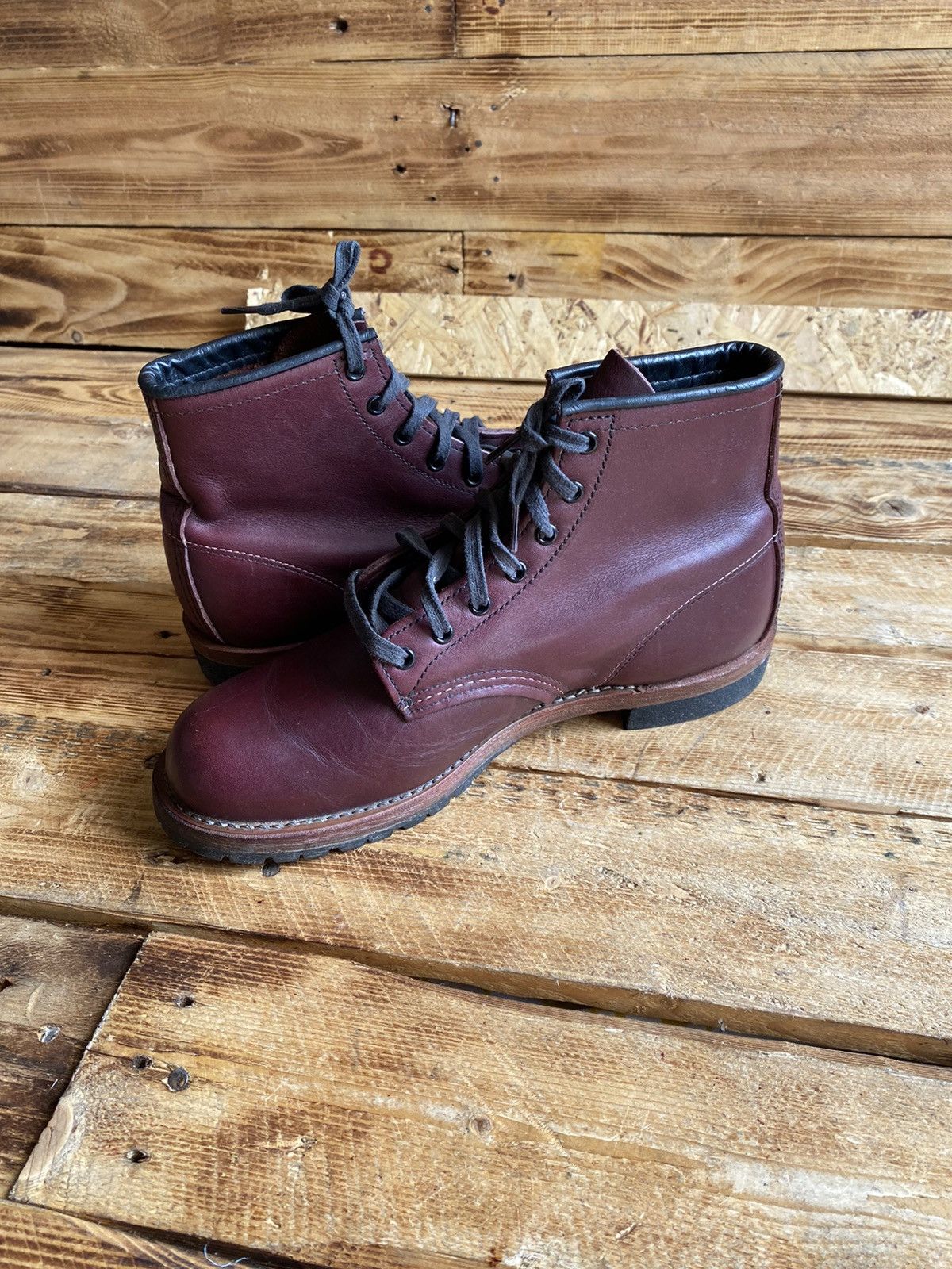 Red Wing Redwing Heritage Beckman Burgundy | Grailed