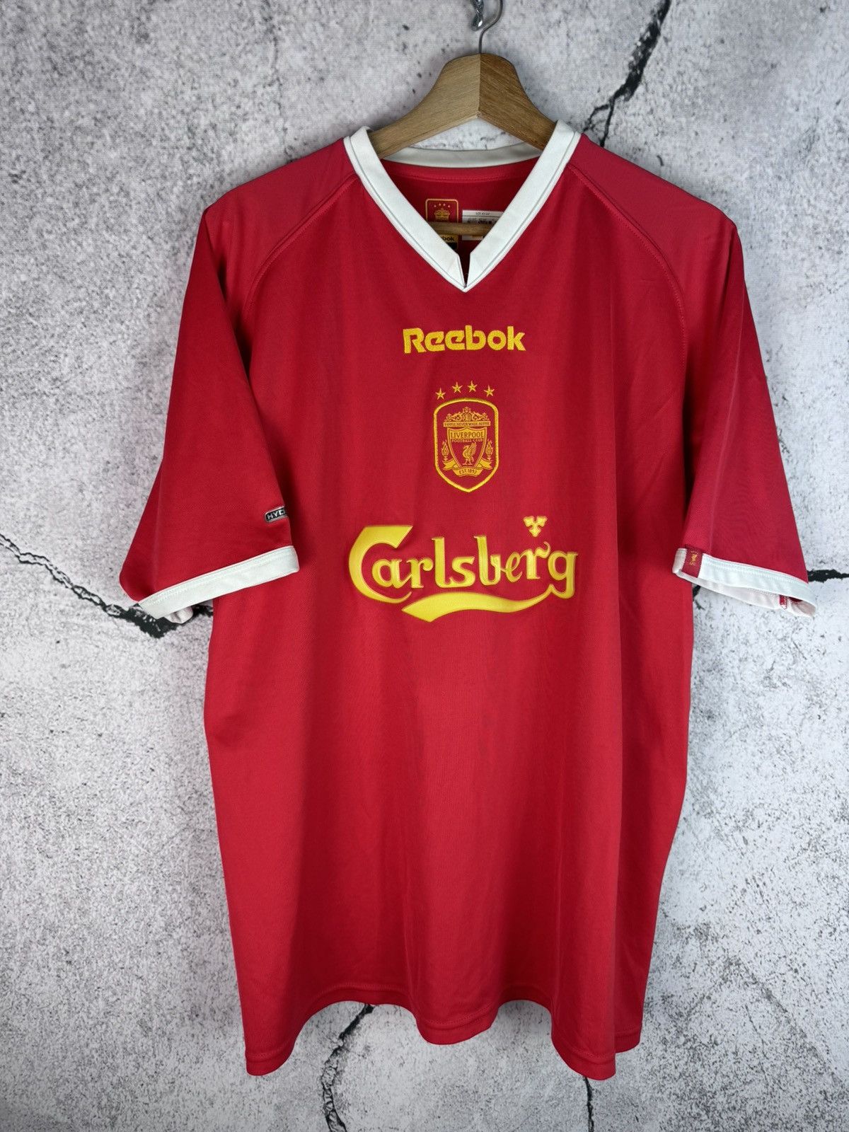 Vintage VINTAGE REEBOK LIVERPOOL Y2K SOCCER JERSEY CENTRE LOGO | Grailed