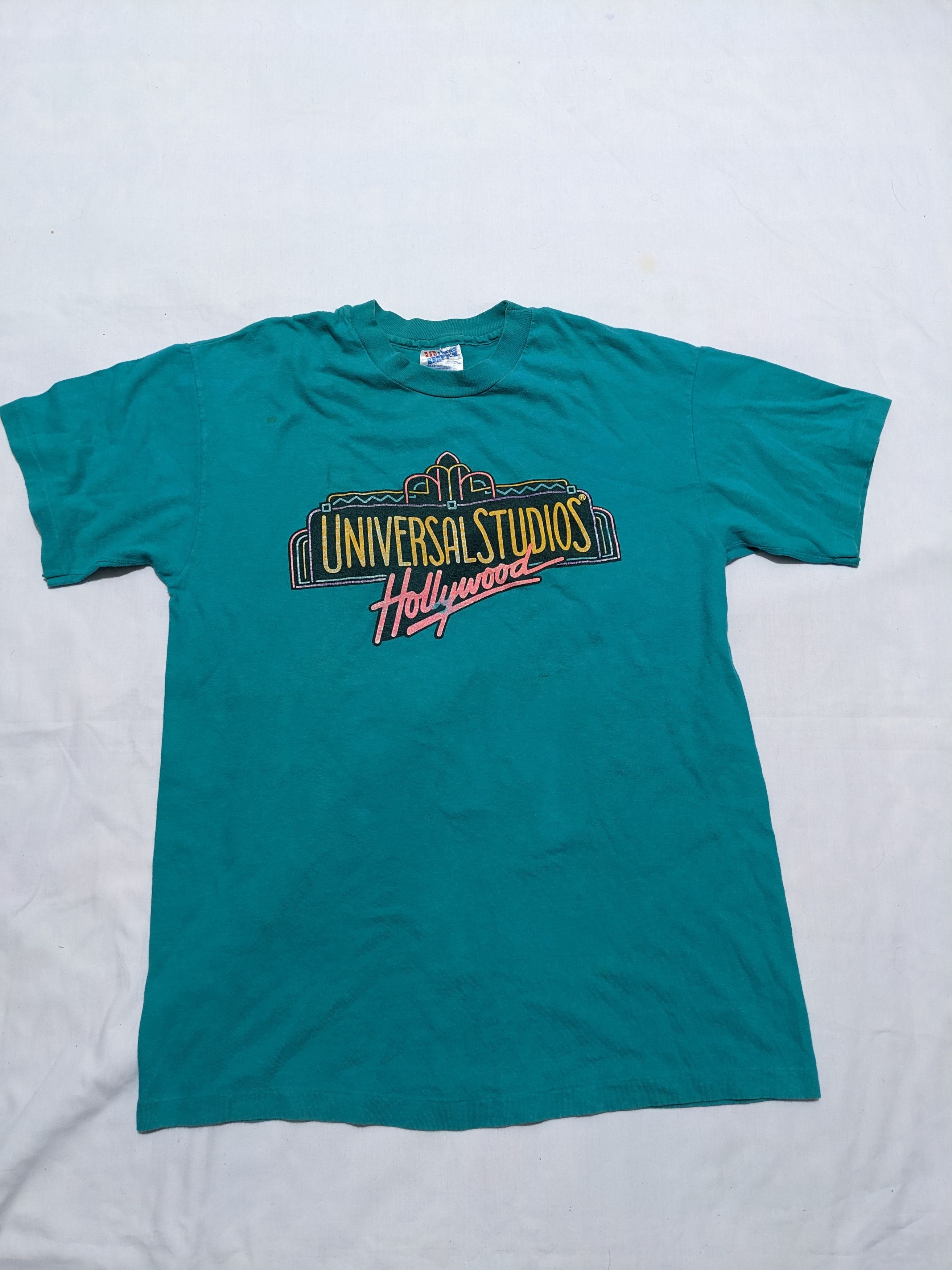 Hanes × Universal Studios × Vintage Vintage Universal Studios Hollywood ...