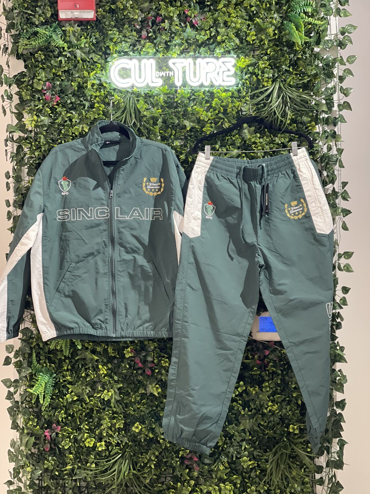Sinclair Global Sinclair “Championship Cup” Track Suit | Grailed