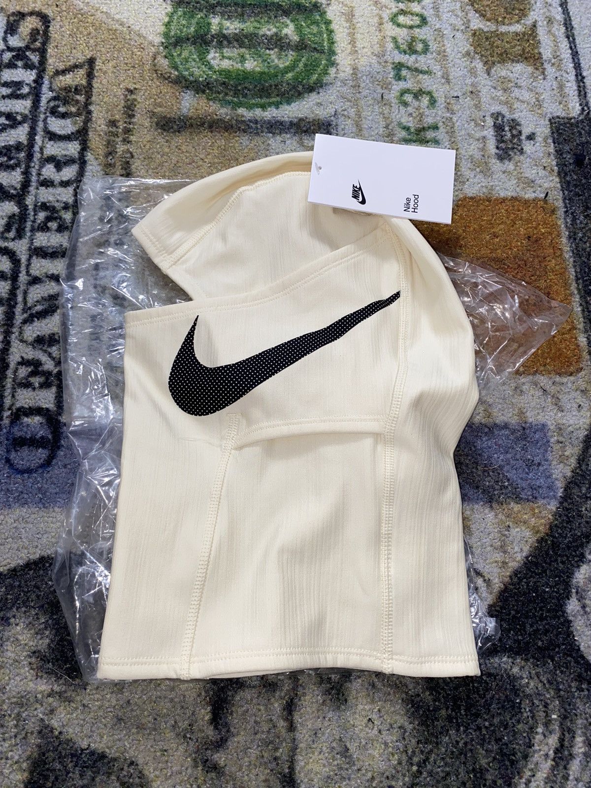 Nike NIKE SPORTSWEAR PRO HOOD BALACLAVA | Grailed