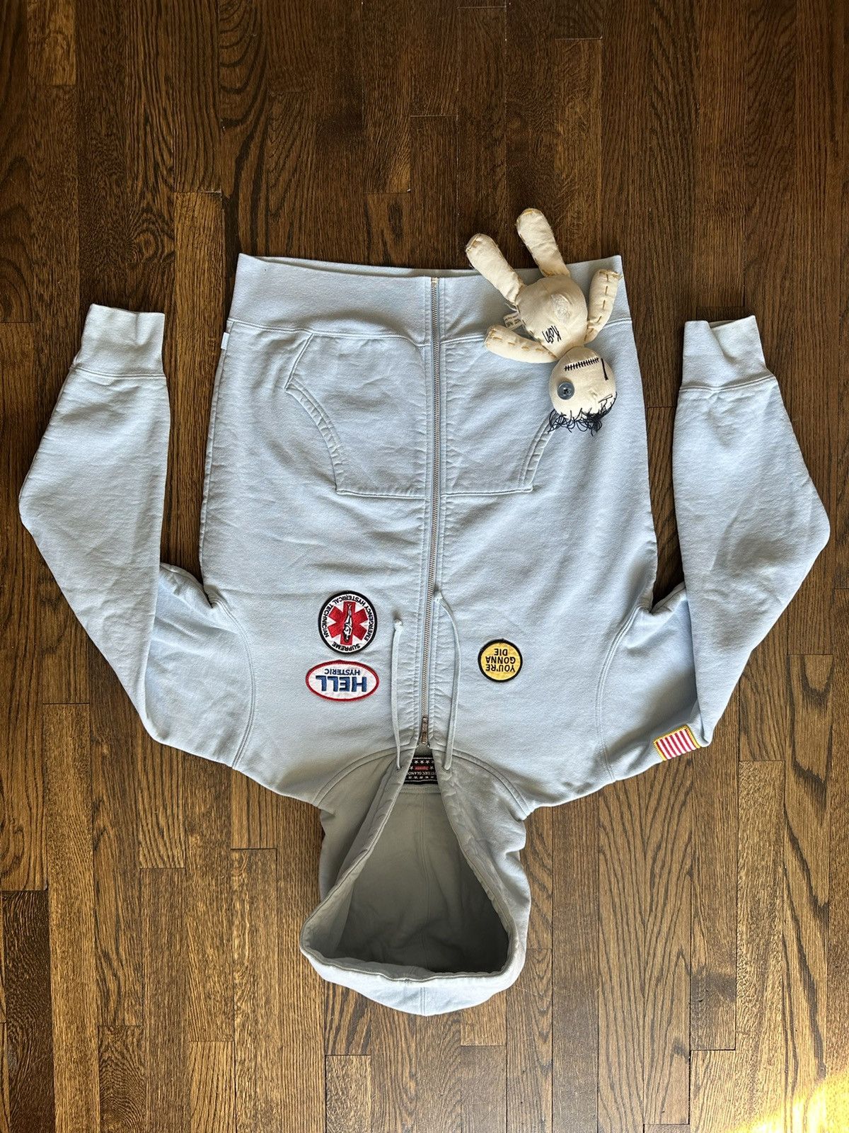 Hysteric Glamour × Supreme Fw17 Supreme hysteric glamour middle finger ...