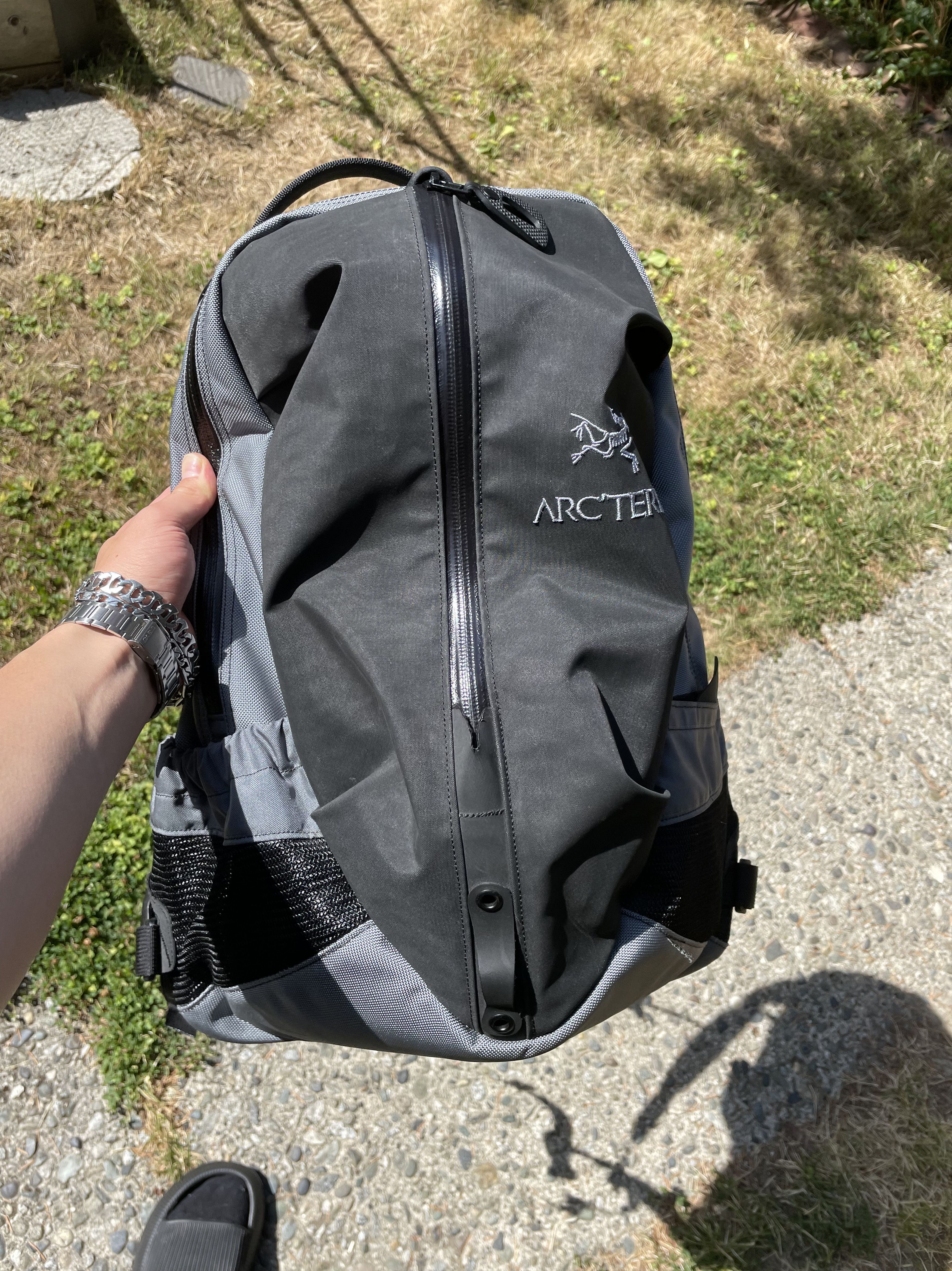 Arc'teryx × Beams Plus Arro 16 Backpack | Grailed