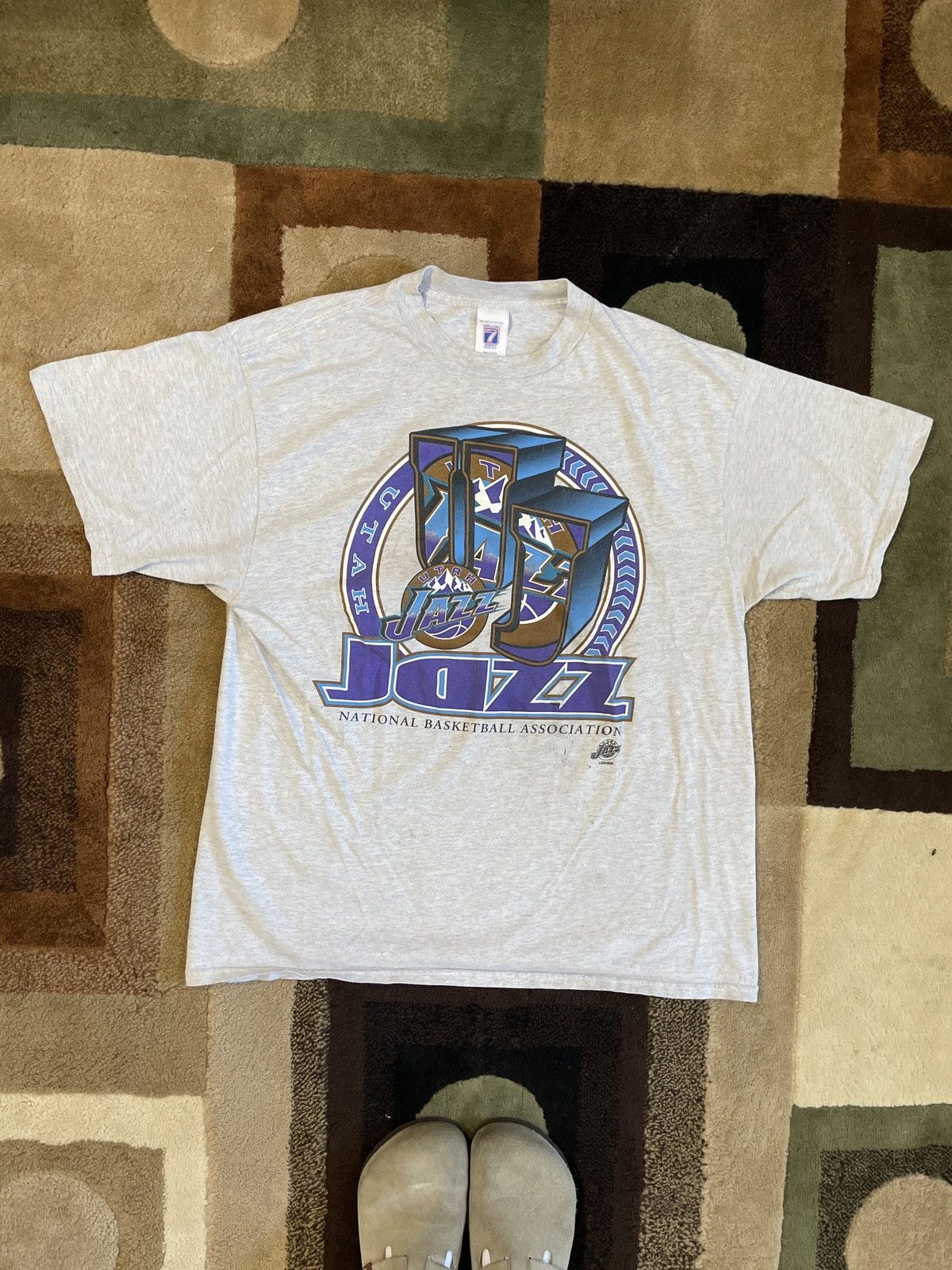 Logo 7 × Streetwear × Vintage Vintage 90s Utah Jazz Logo 7 T Shirt ...