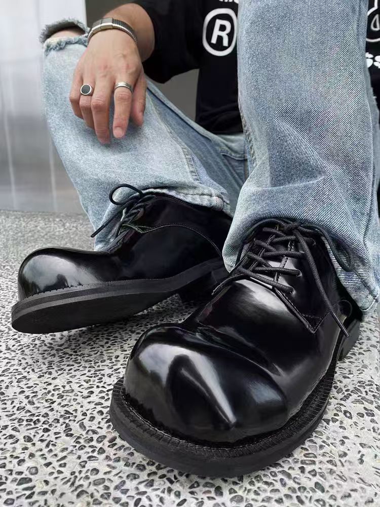 Vintage Shaped Crooked Toe Design Patent Leather Shiny Derby Shoes ...