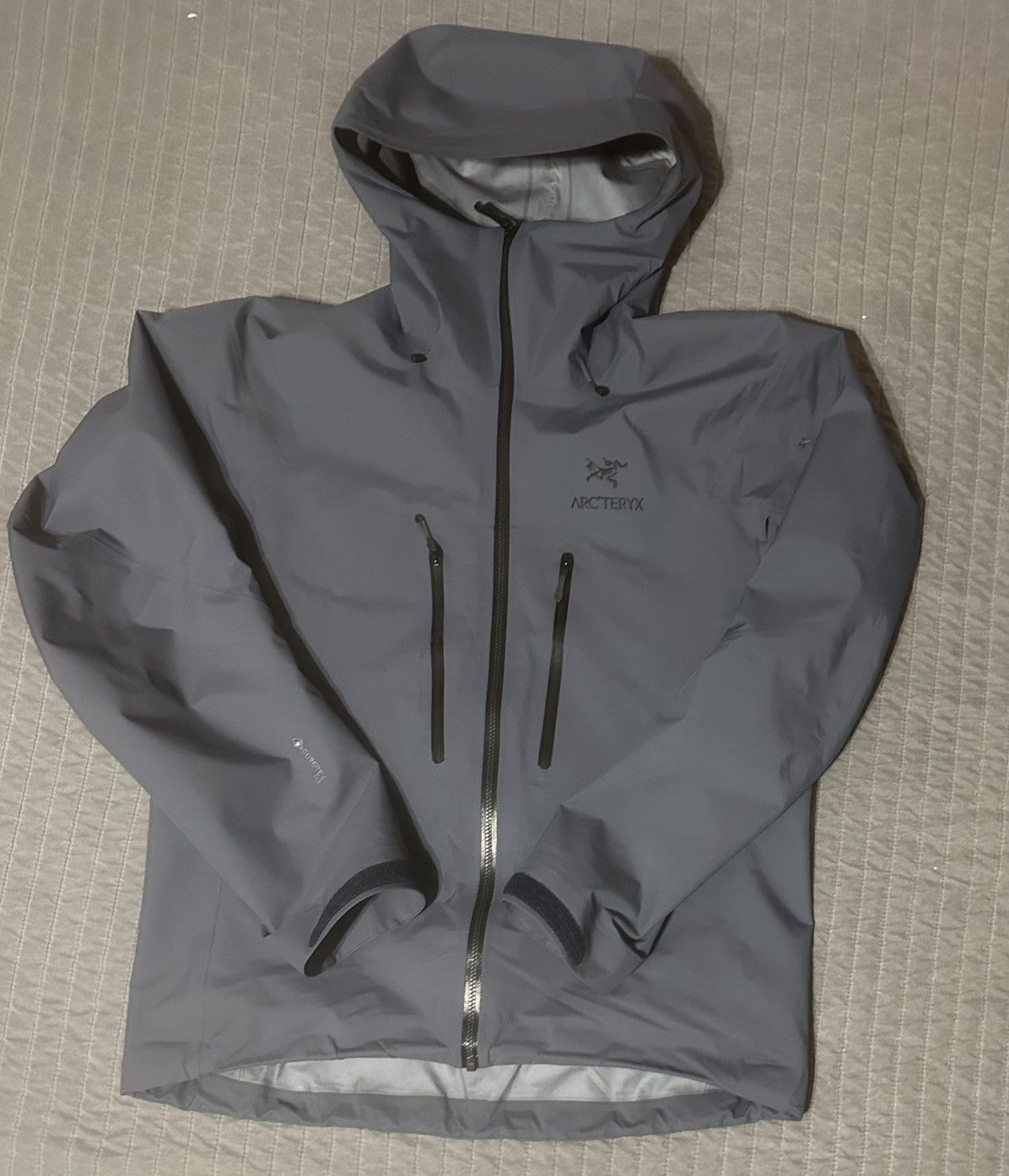 Arc'teryx Arc’teryx Alpha SV Dark Stratus | Grailed