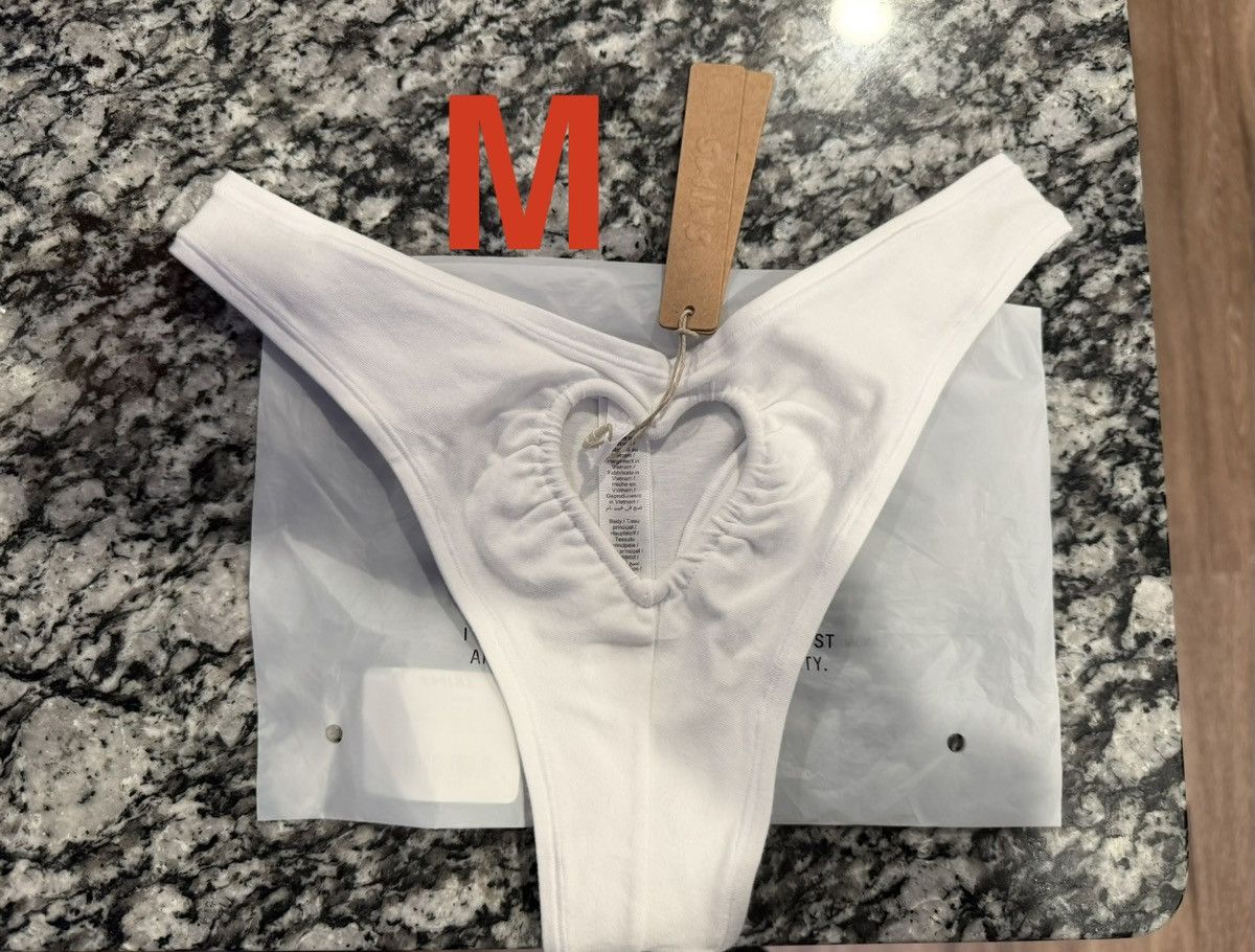 Kim Kardashian × SKIMS Skims Heart Dipped Thong Snow White Medium | Grailed