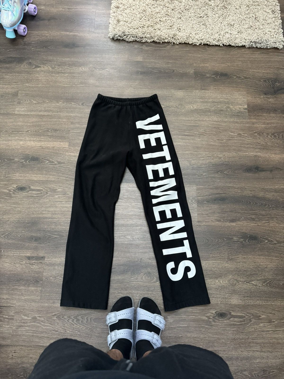 Vetements Vetement Logo Sweatpants | Grailed