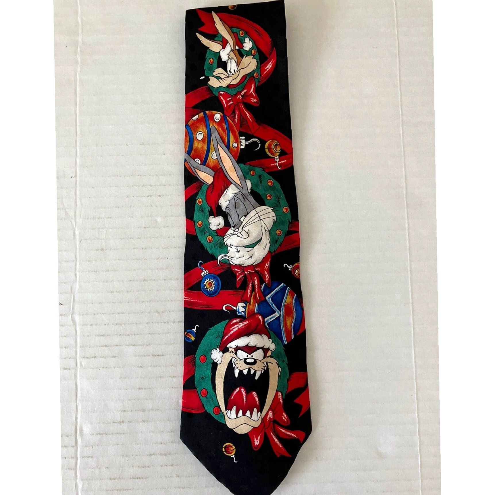 Vintage Taz Bugs Bunny Wiley Coyote Festive Holiday Silk Necktie for ...