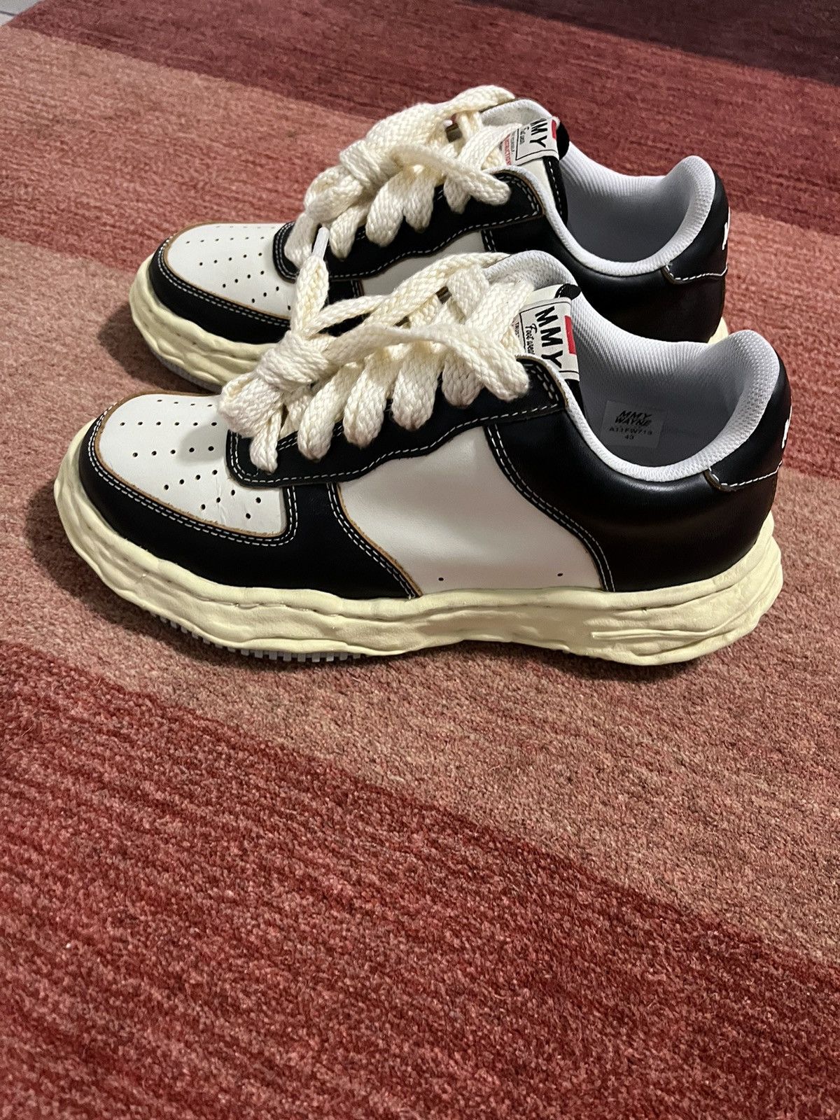 Maison MIHARA YASUHIRO × Miharayasuhiro MMY Wayne Vintage effect black ...