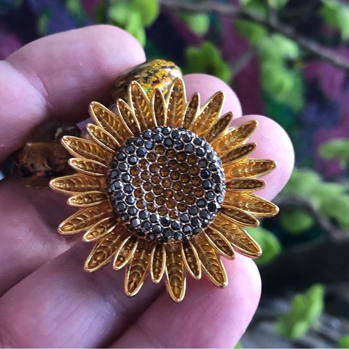 Handmade Handcrafted repurpose crystal sunflower Pearl necklace | Grailed