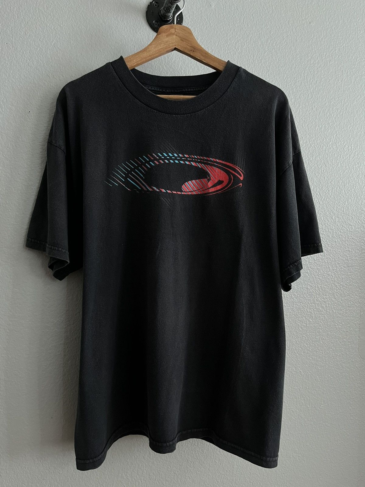 Vintage Vintage 90s Oakley Red & Blue Swirl Logo T-Shirt | Grailed